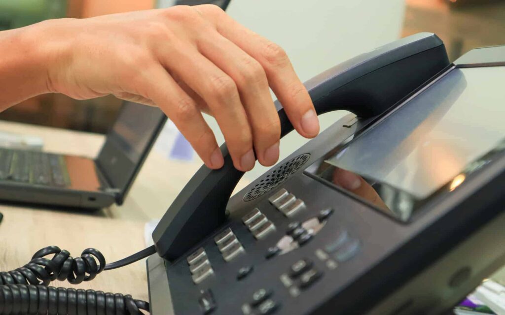 A Comprehensive Look at Managing High Call Volumes - ListenTrust